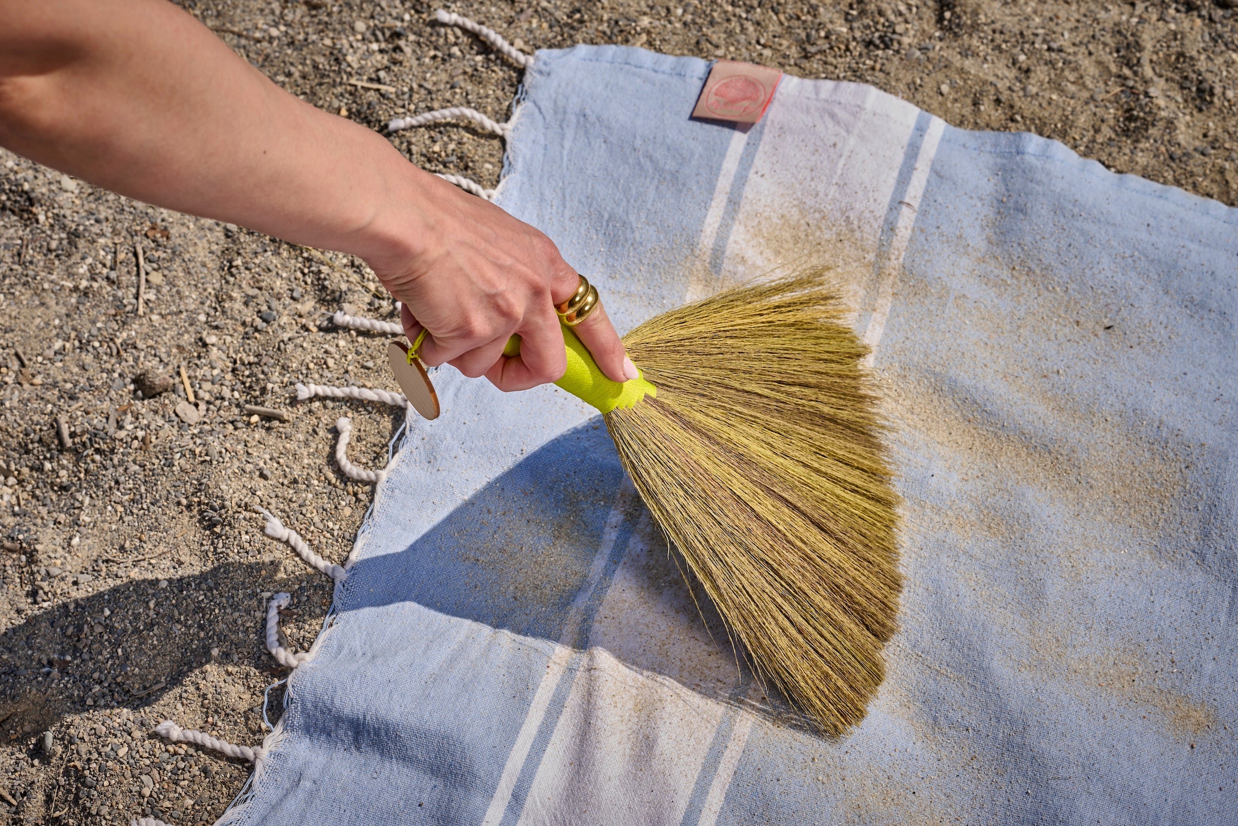 My Summer fan — Anti-sand beach brushes